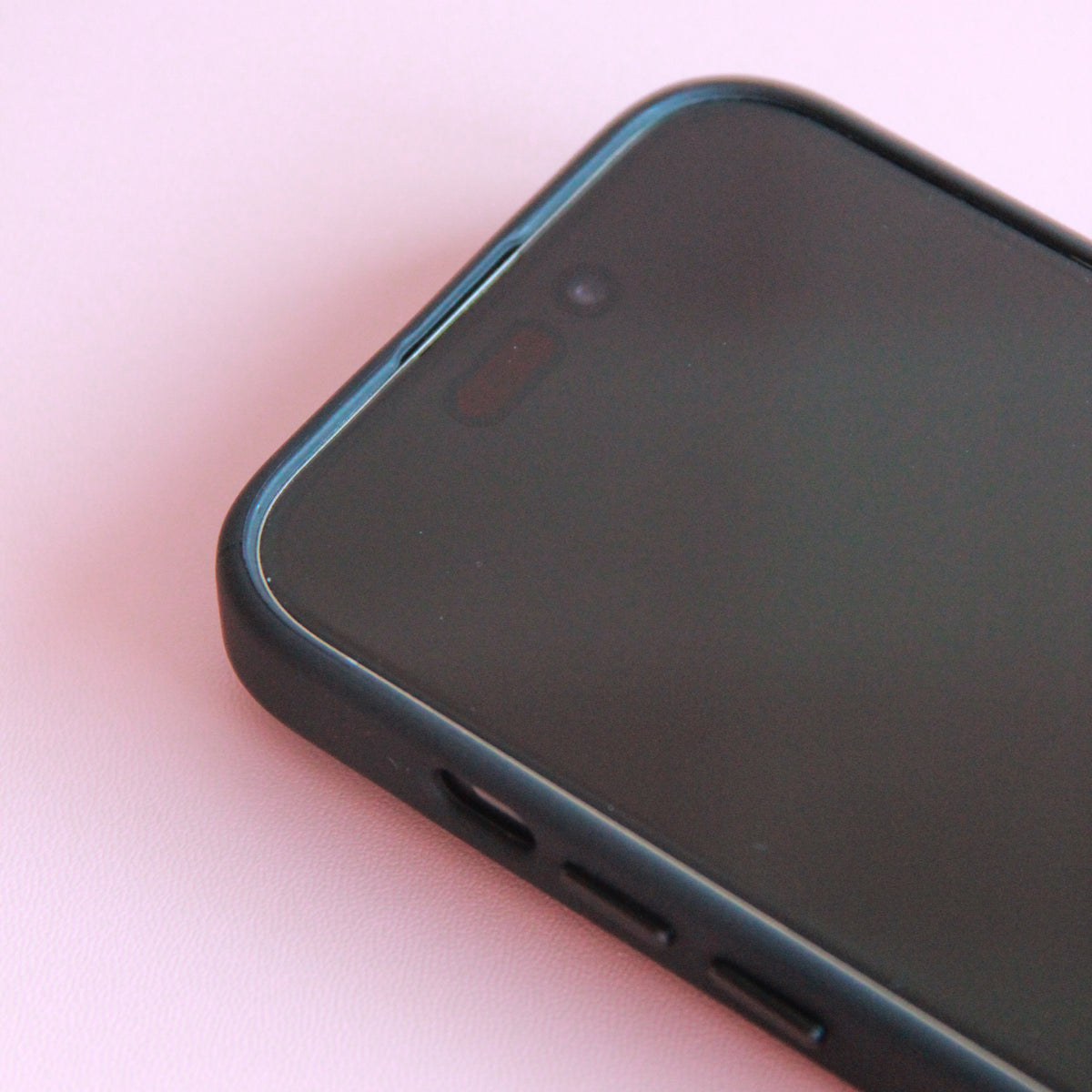 Case Magnética Negra Mate – Mona Cases